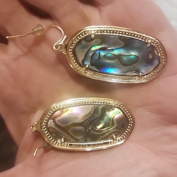 Kendra Scott | Jewelry | Kendra Scott Abalonate Shell With Charm | Poshmark